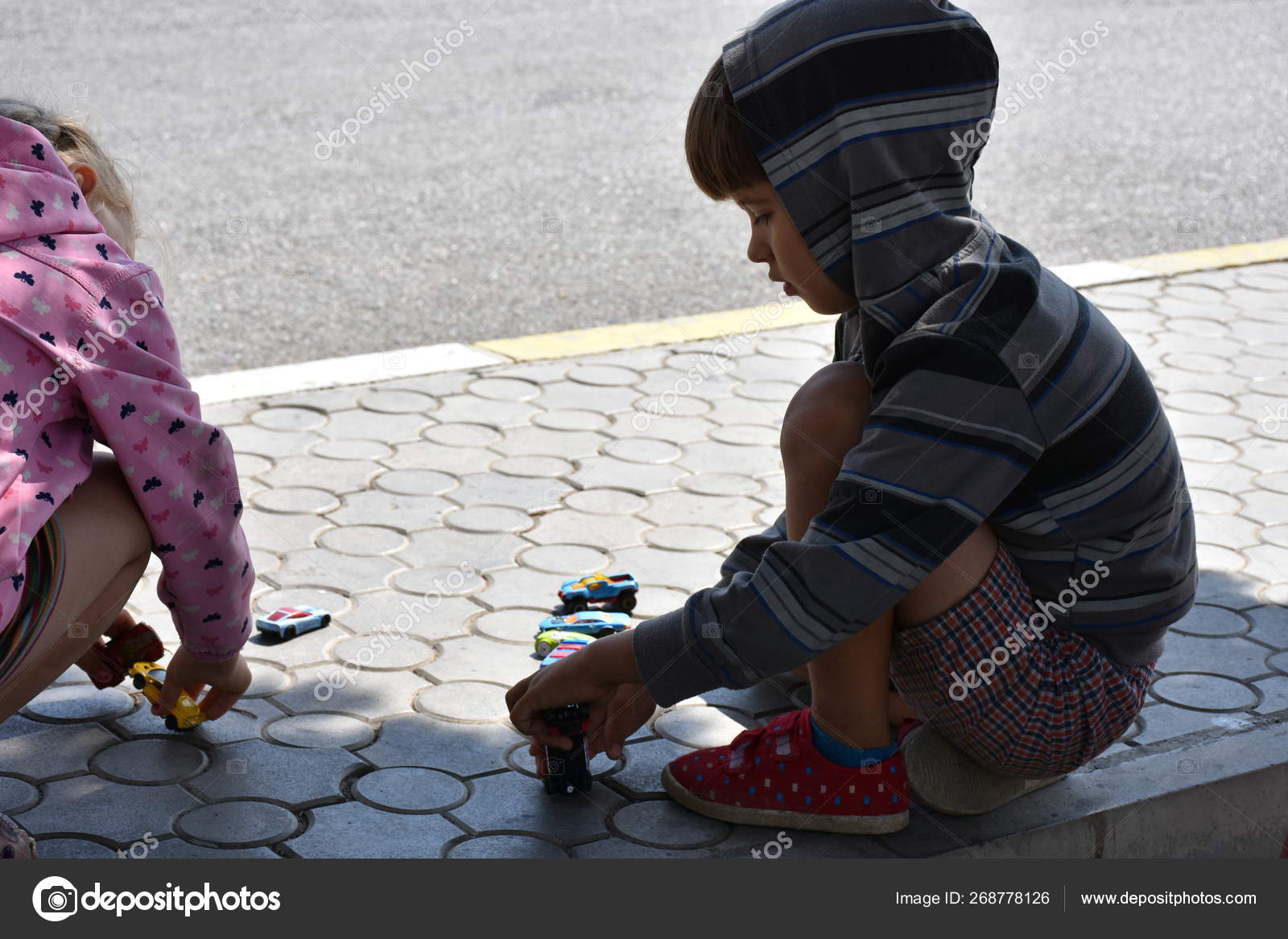 Beautiful Beautiful Child Playing — Stock Photo © GalinkaLB #268778126