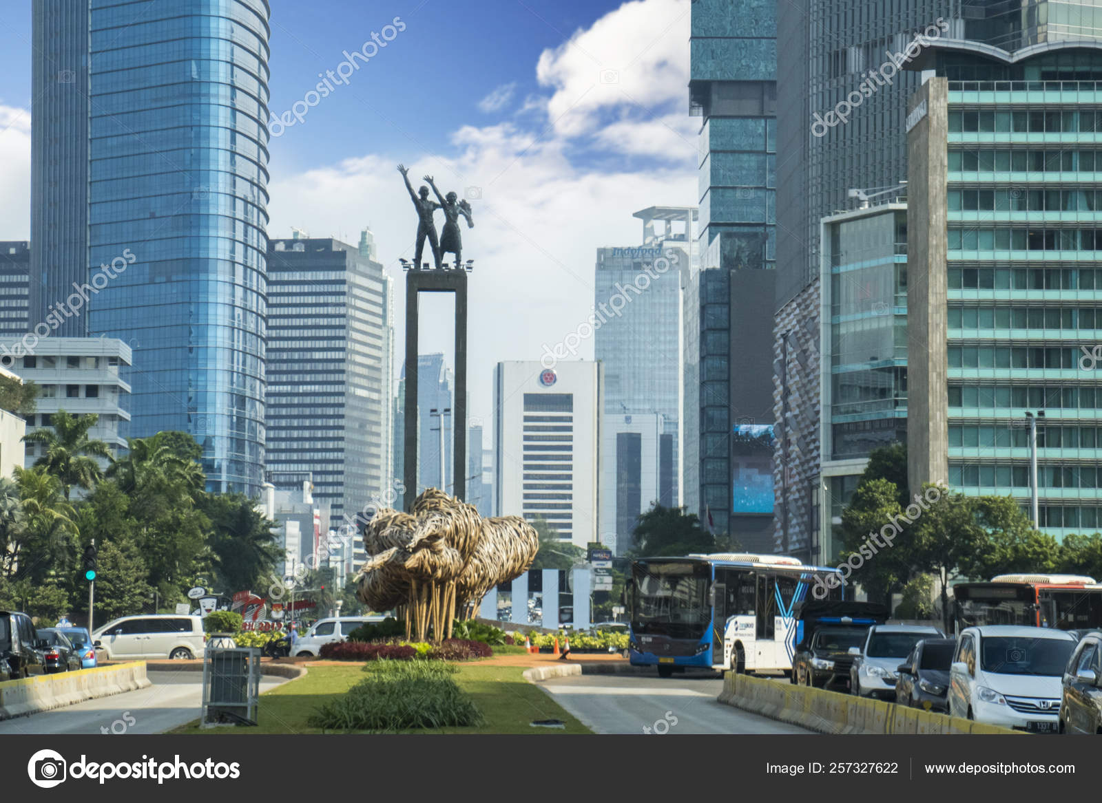 Getah Getih bamboo arts and Welcome monument – Stock Editorial Photo ...
