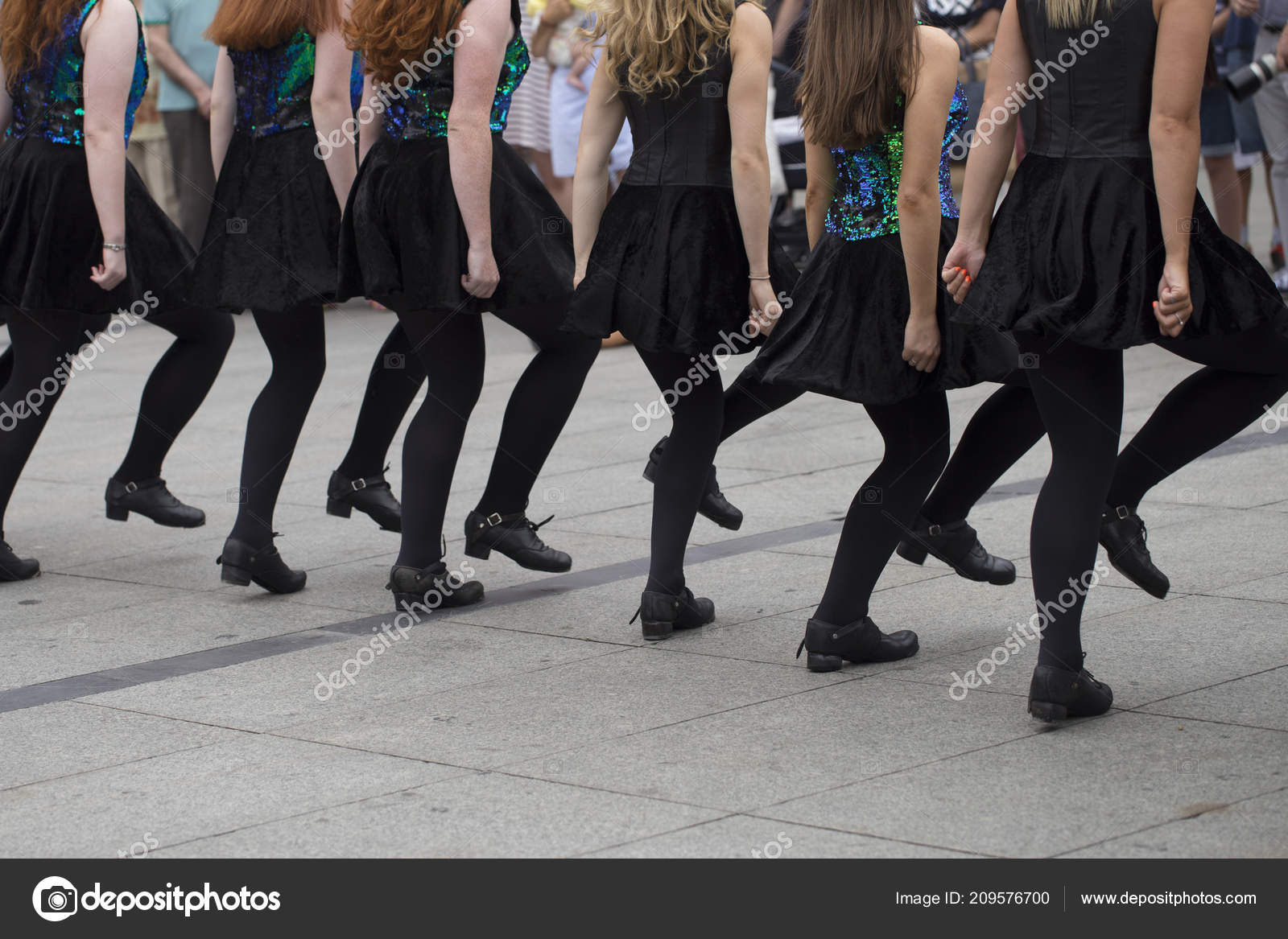 Irish Dancers Dancing Stock Photo by ©paulasierra 209576700