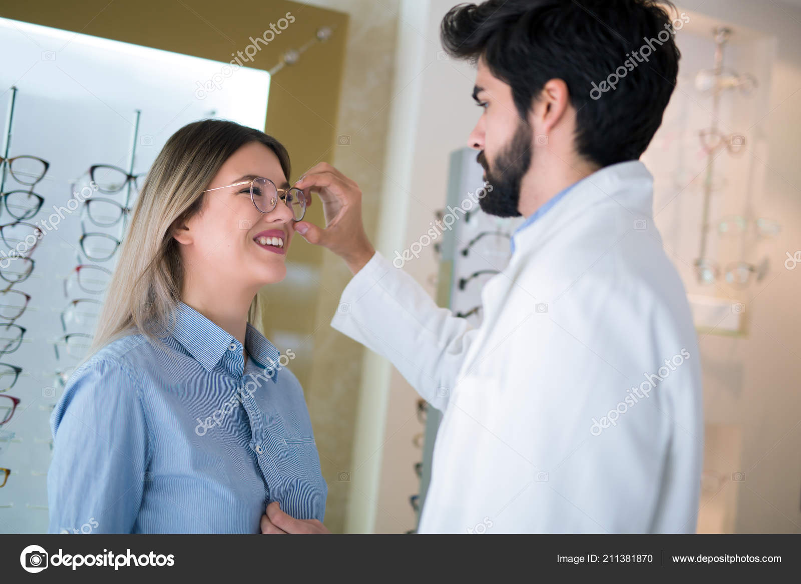 Ophthalmologist Doing Visual Examination Customer Optical Center ...