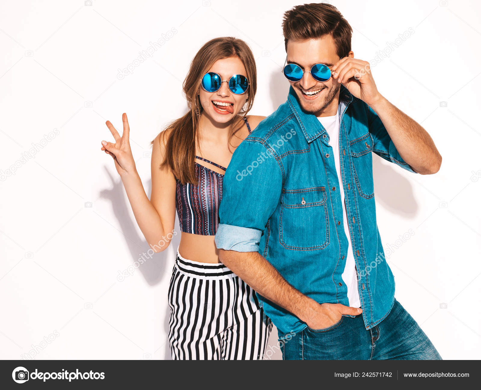 Portrait Smiling Beautiful Girl Her Handsome Boyfriend Laughing Happy ...