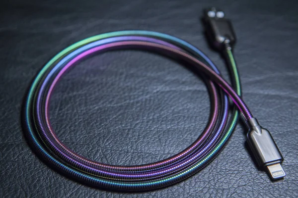 Kabel pada pcb Vektor Stok, Ilustrasi Kabel pada pcb Bebas Royalti ...