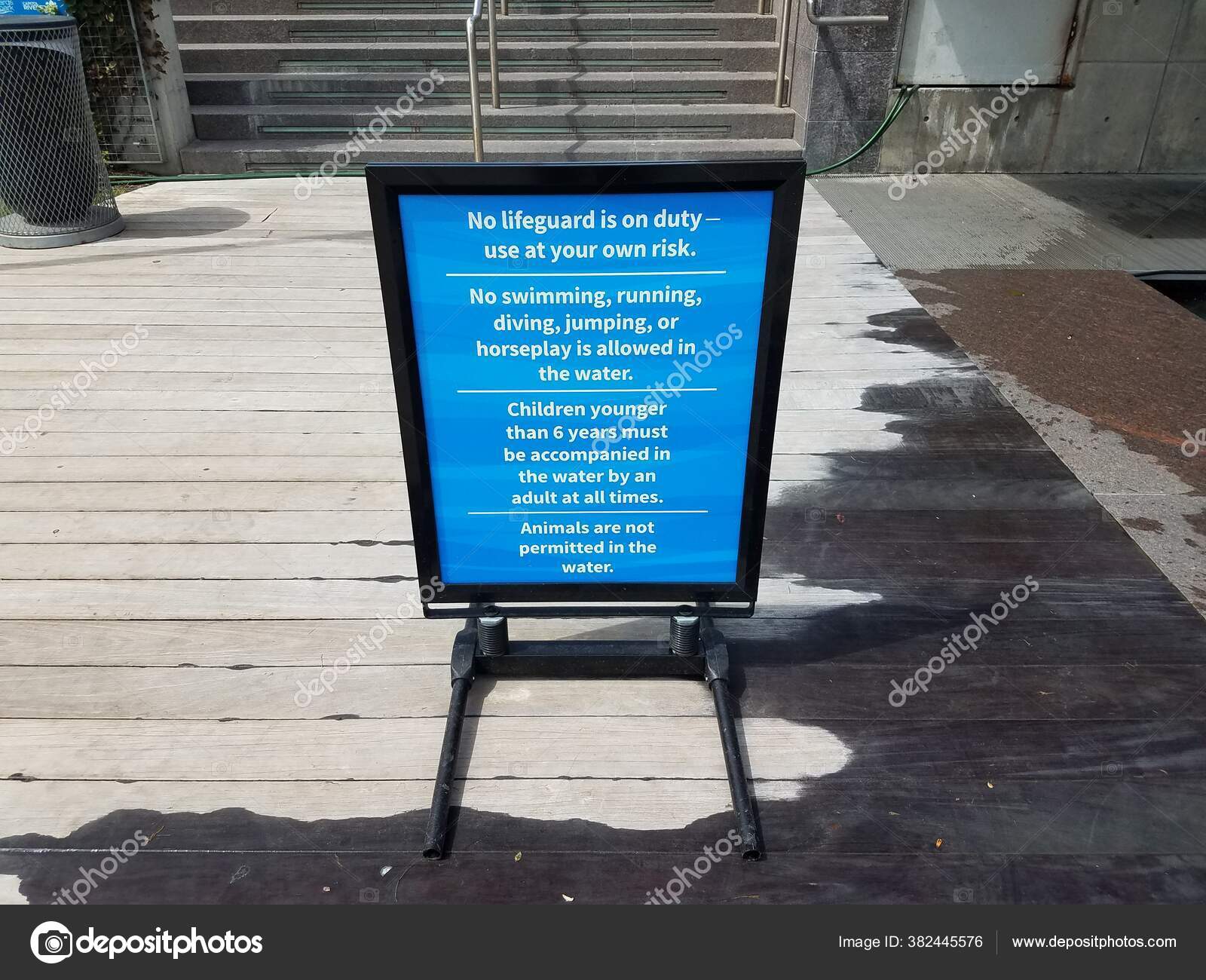 Blue Pool Rules Sign Wood Water — Stock Photo © stockphotofan1 #382445576