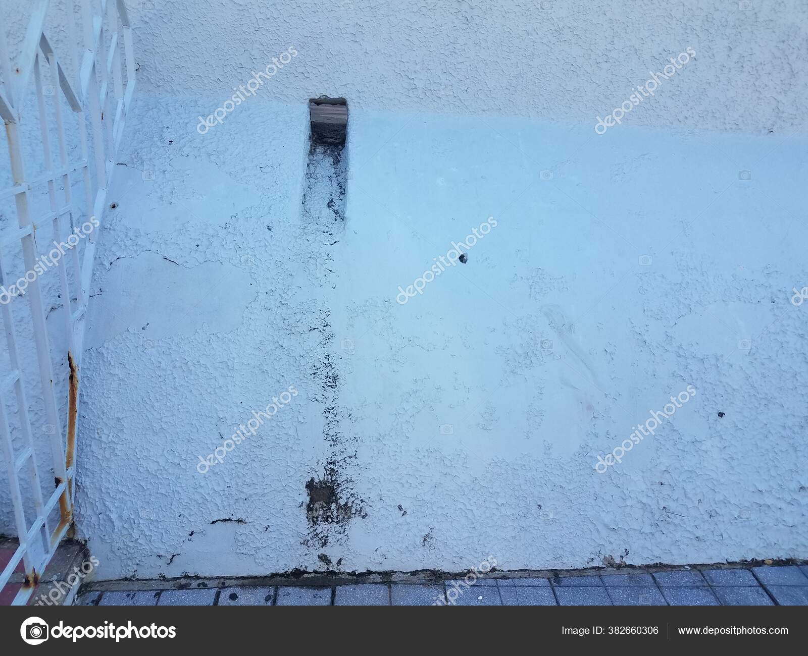 Drainage Hole Dirty White Wall Stone Tiles — Stock Photo ...