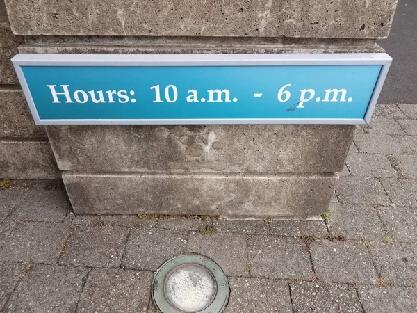 Am ou pm Stock Photos, Royalty Free Am ou pm Images | Depositphotos