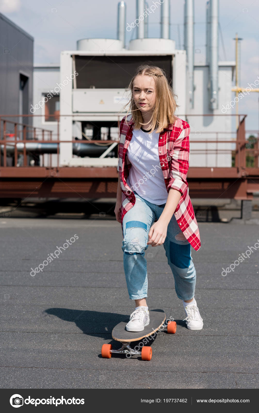 Girl Skateboard Photography