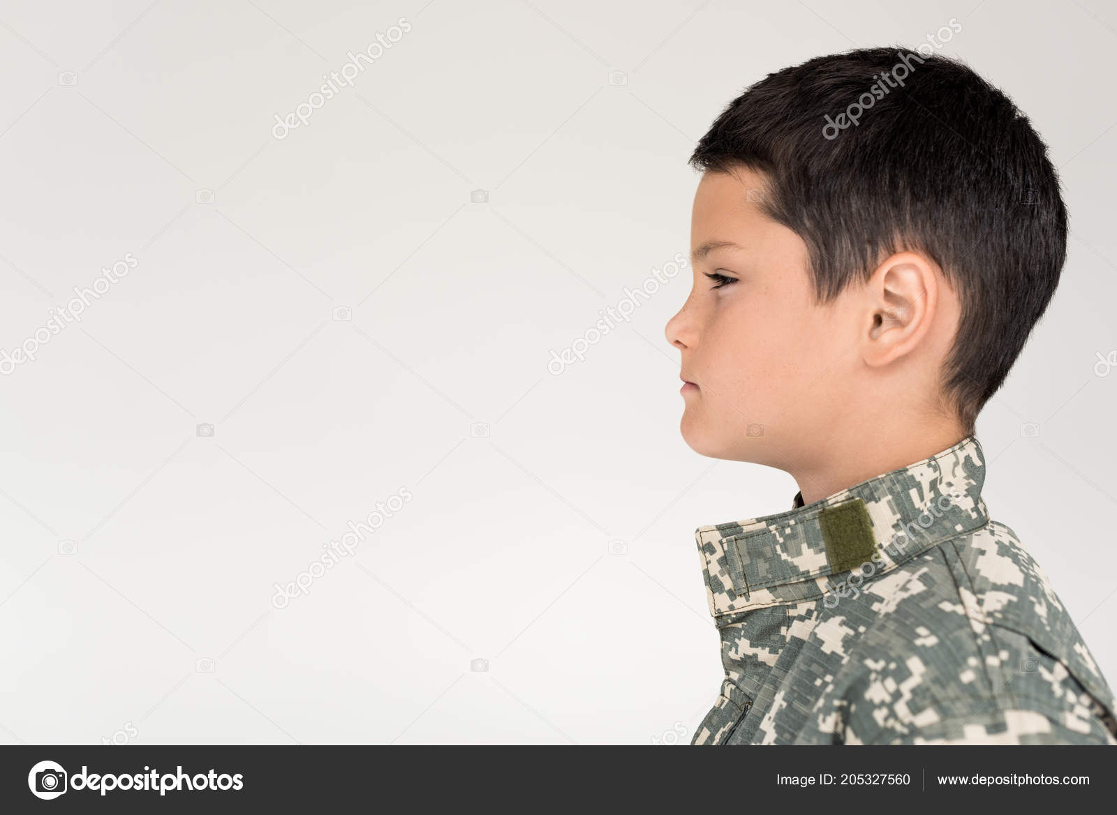 Side View Kid Military Uniform Looking Away Grey Background — Free ...