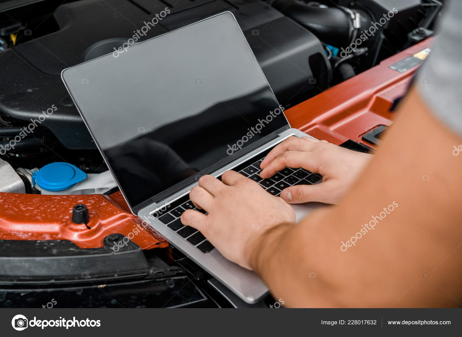 Partial View Auto Mechanic Working Laptop Blank Screen Automobile ...