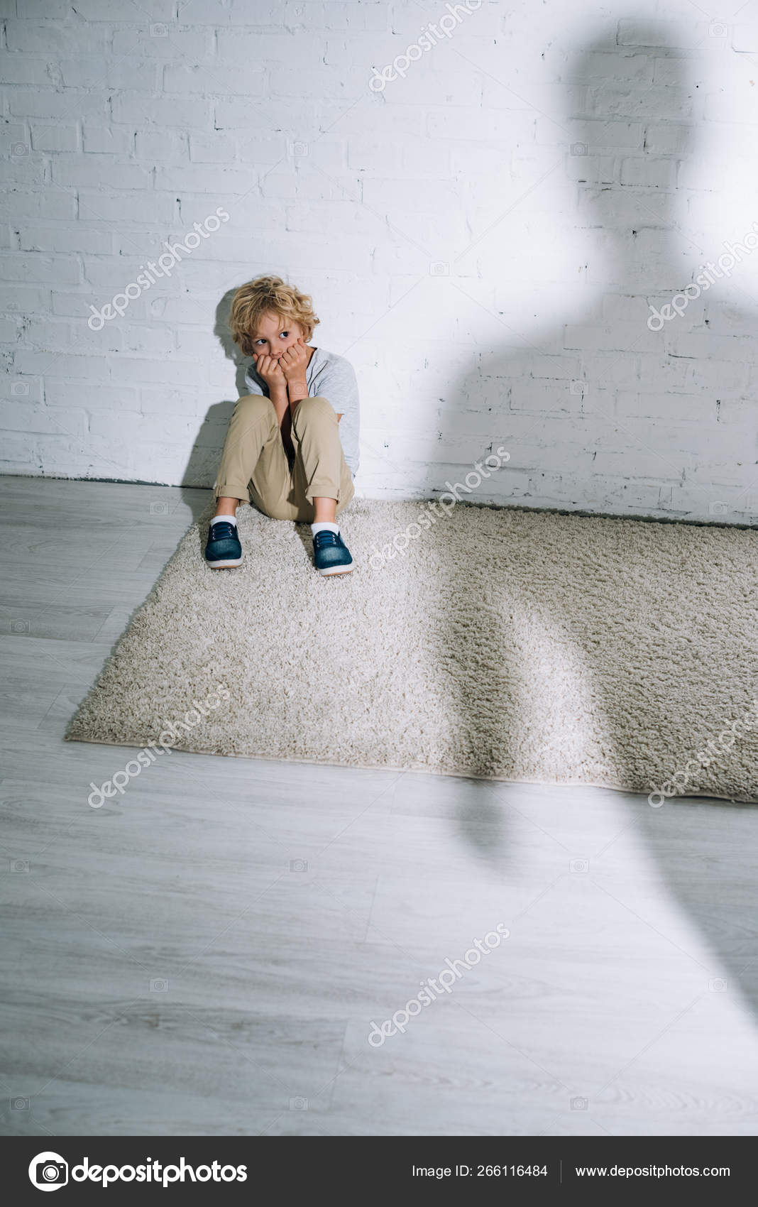 Silhouette Scared Little Boy Sitting Carpet — Stock Photo ...
