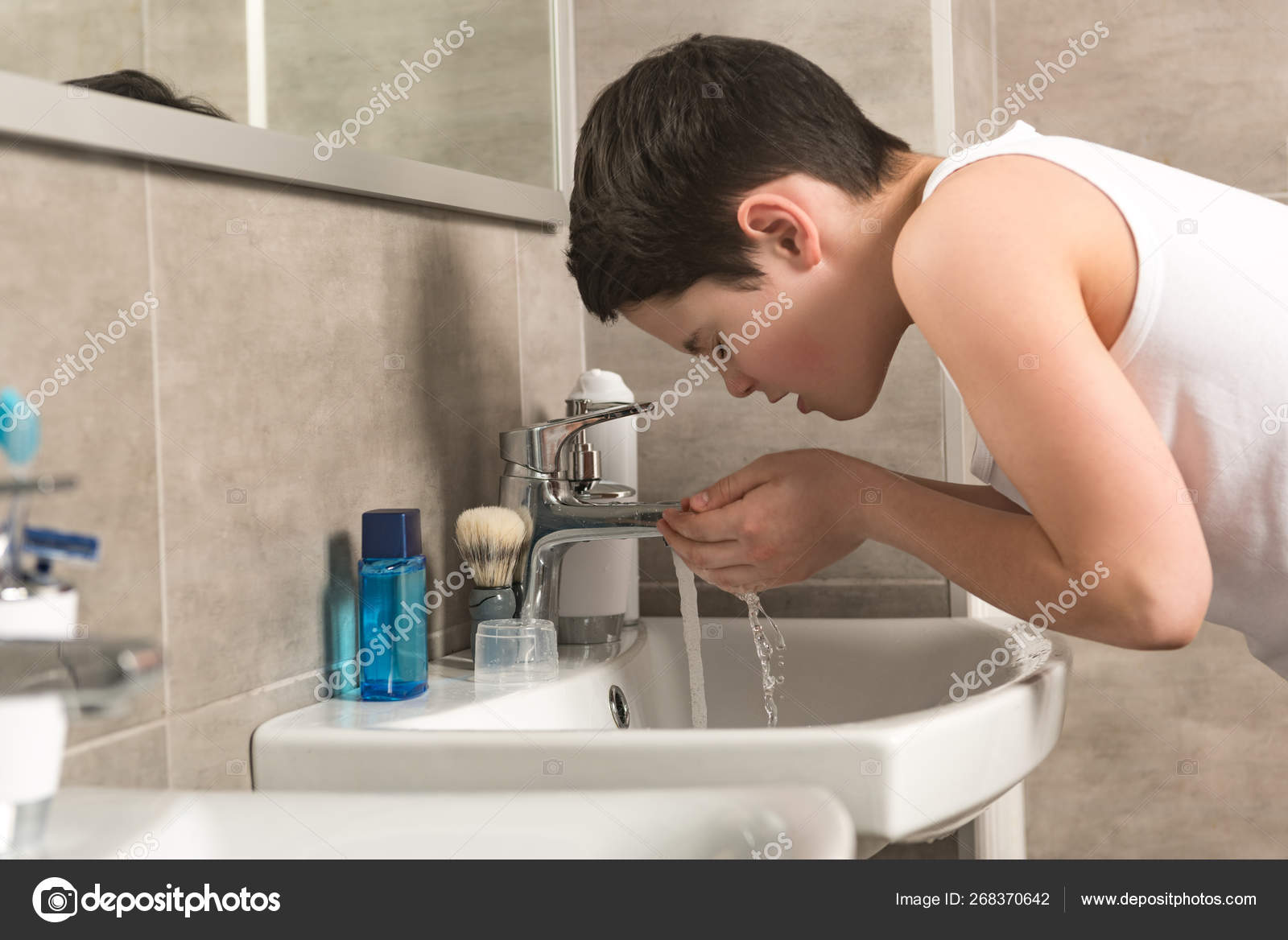 Boy Wash Face 480+ Boy Washing Face Stock Photos, Pictures