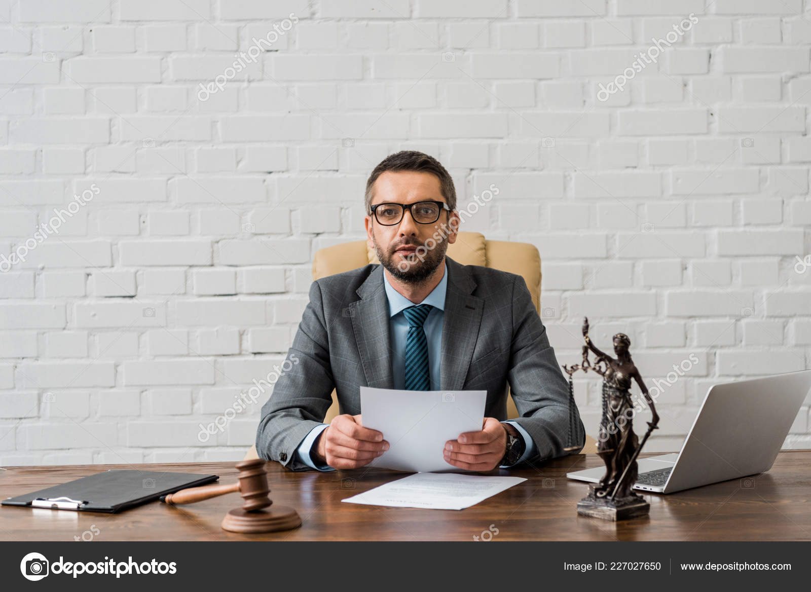 Serious Judge Eyeglasses Working Papers Looking Camera Office — Stock ...