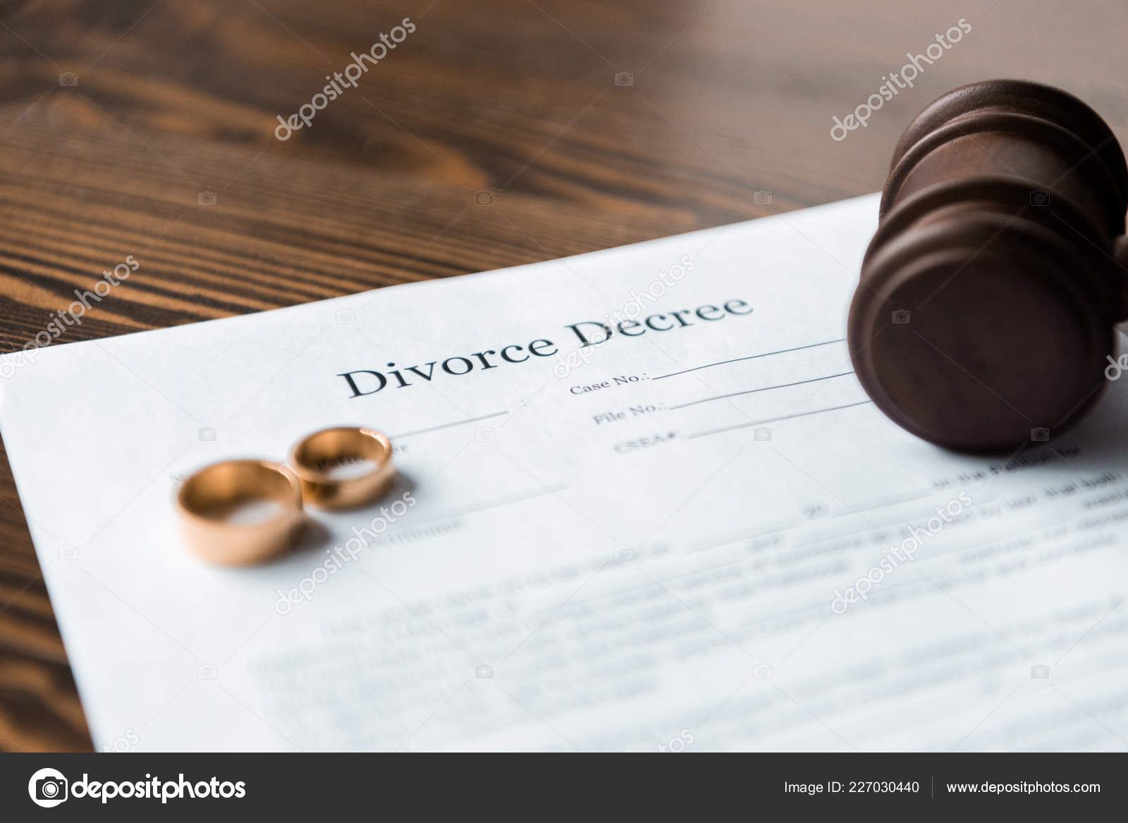 Close View Divorce Decree Wedding Rings Wooden Hammer — Stock Photo ...