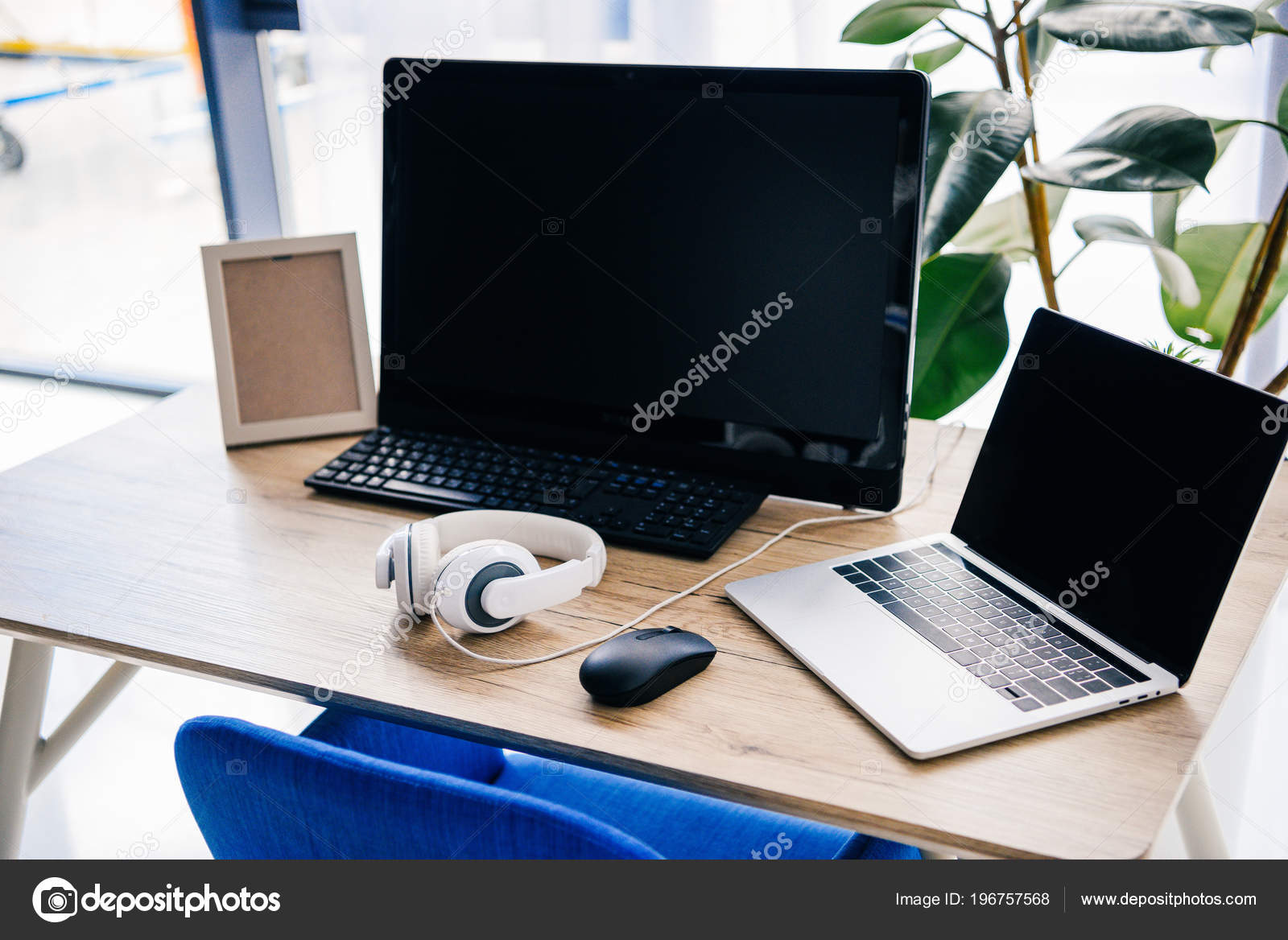 Closeup View Workplace Laptop Headphones Photo Frame Computer Table ...