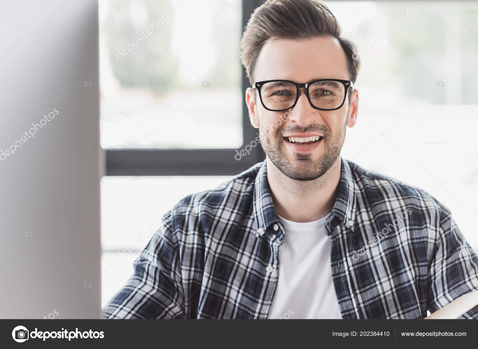 Portrait Handsome Young Man Eyeglasses Smiling Camera Workplace — Stock