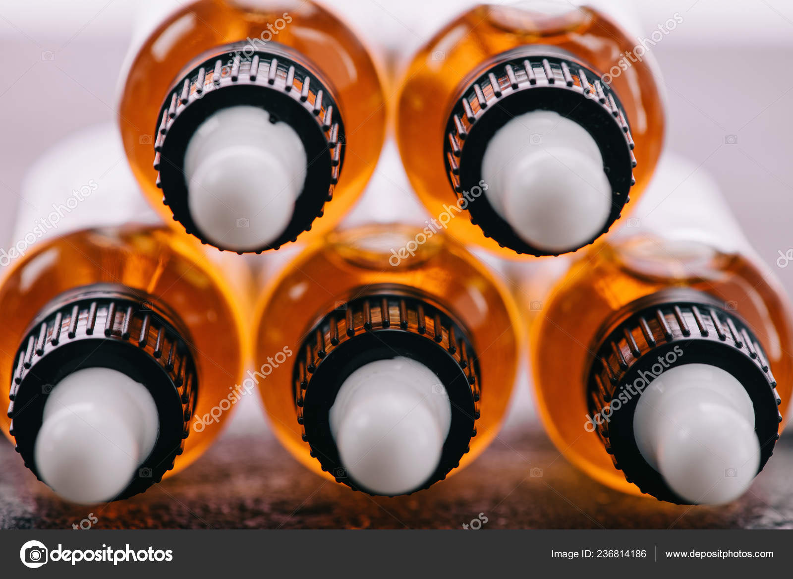 Close Bottles Natural Medicinal Cbd Oil Droppers — Stock Photo ...