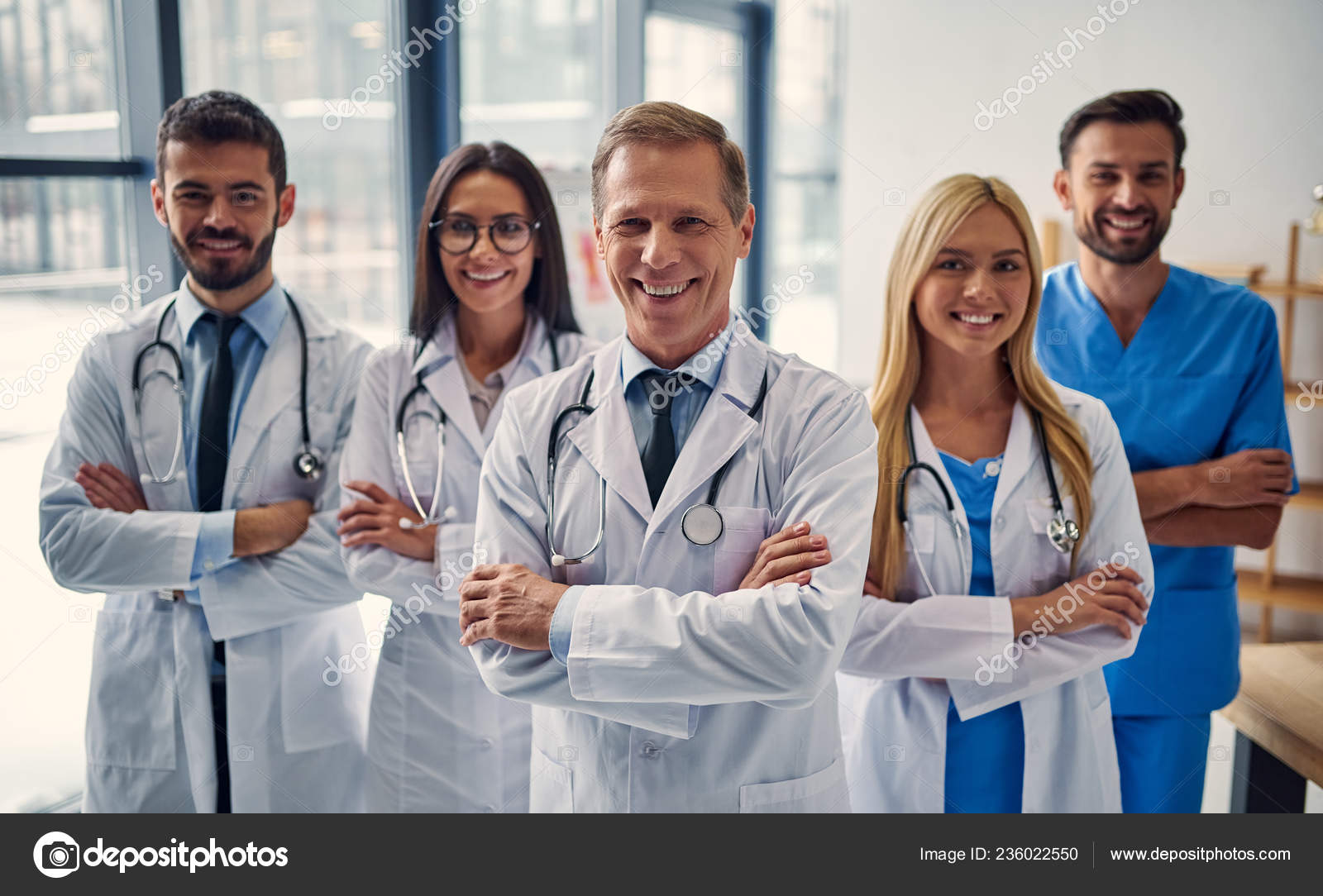 Group Doctors Working Together Clinic Medical Personnel Uniform Stock ...