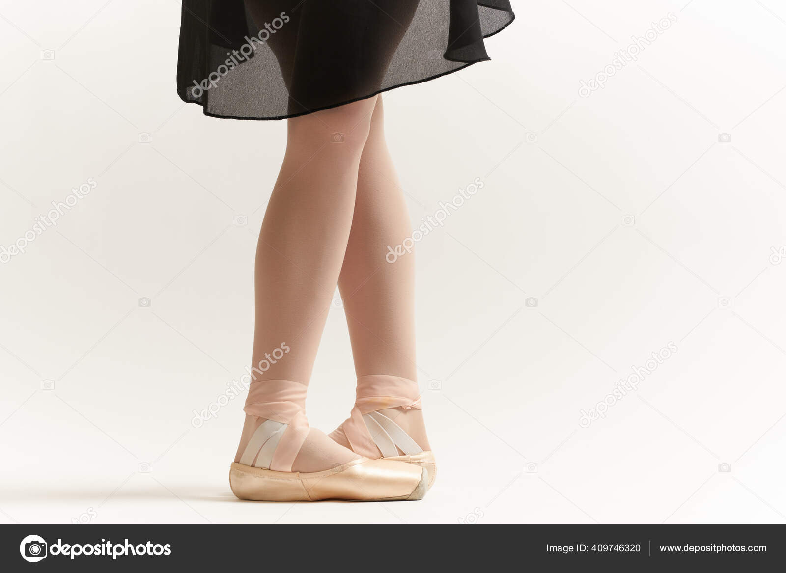 Ballerinas legs correct positioning of legs movement exercise tutu ...