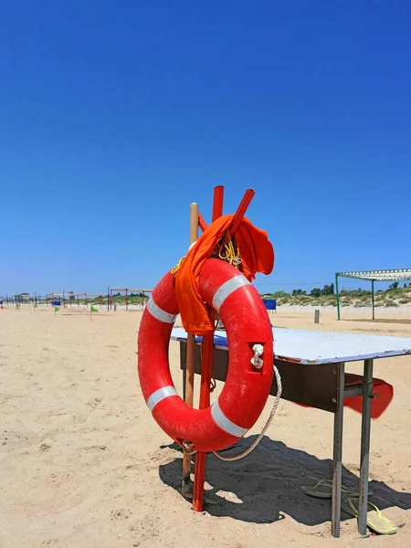 Lifeguard chair Stock Photos, Royalty Free Lifeguard chair Images ...