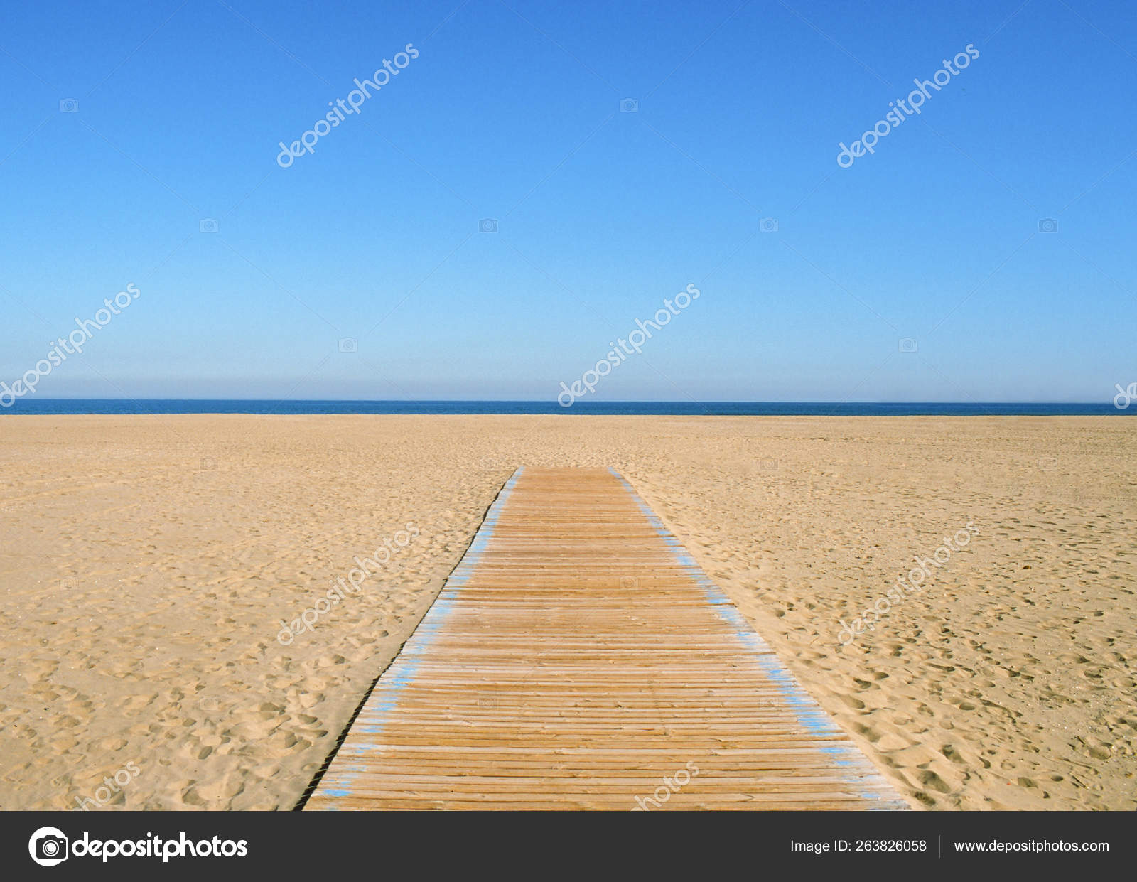 A path to the sea — Stock Photo © danr13 #263826058