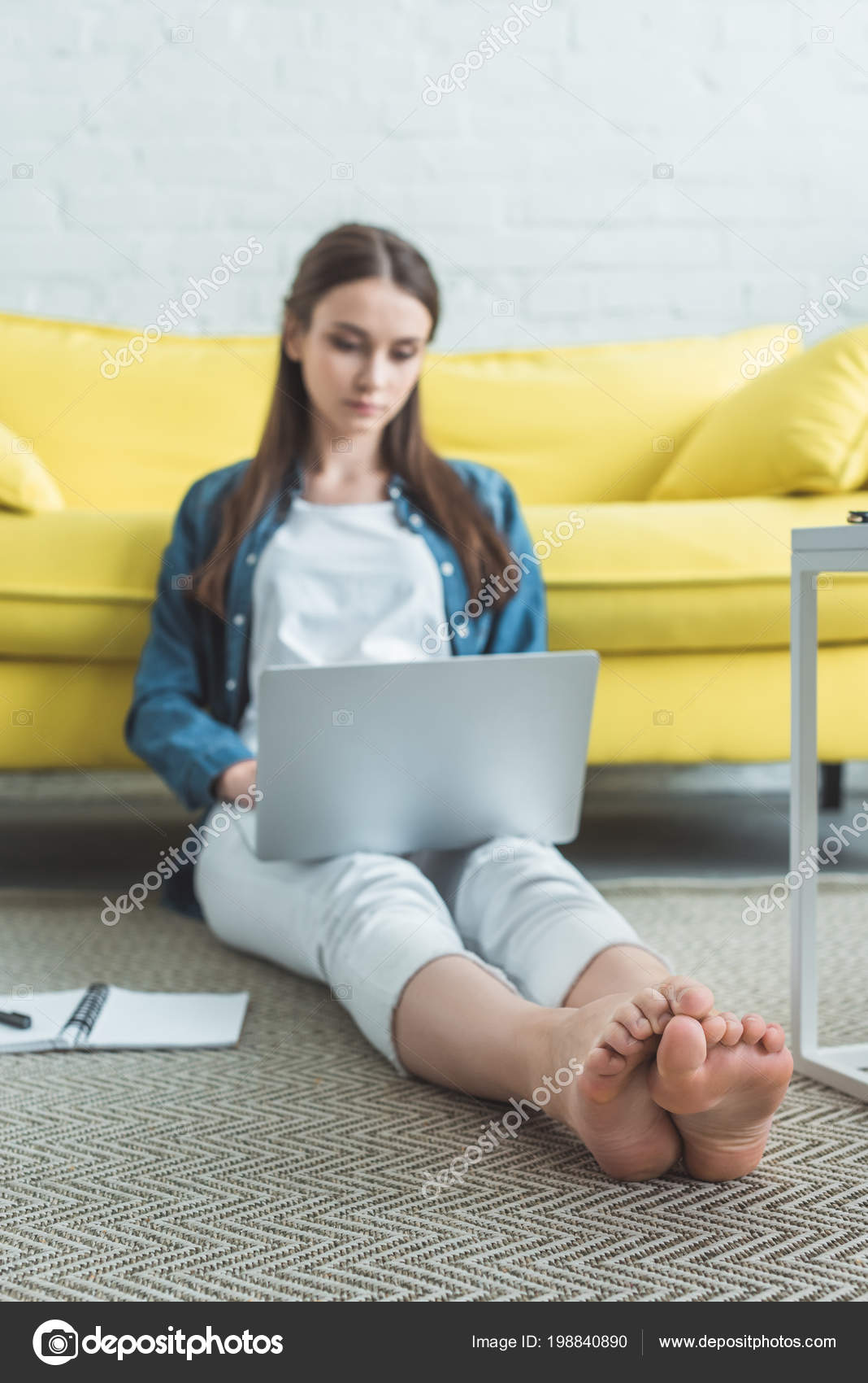 Beautiful Focused Barefoot Girl Using Laptop While Sitting Carpet Home ...