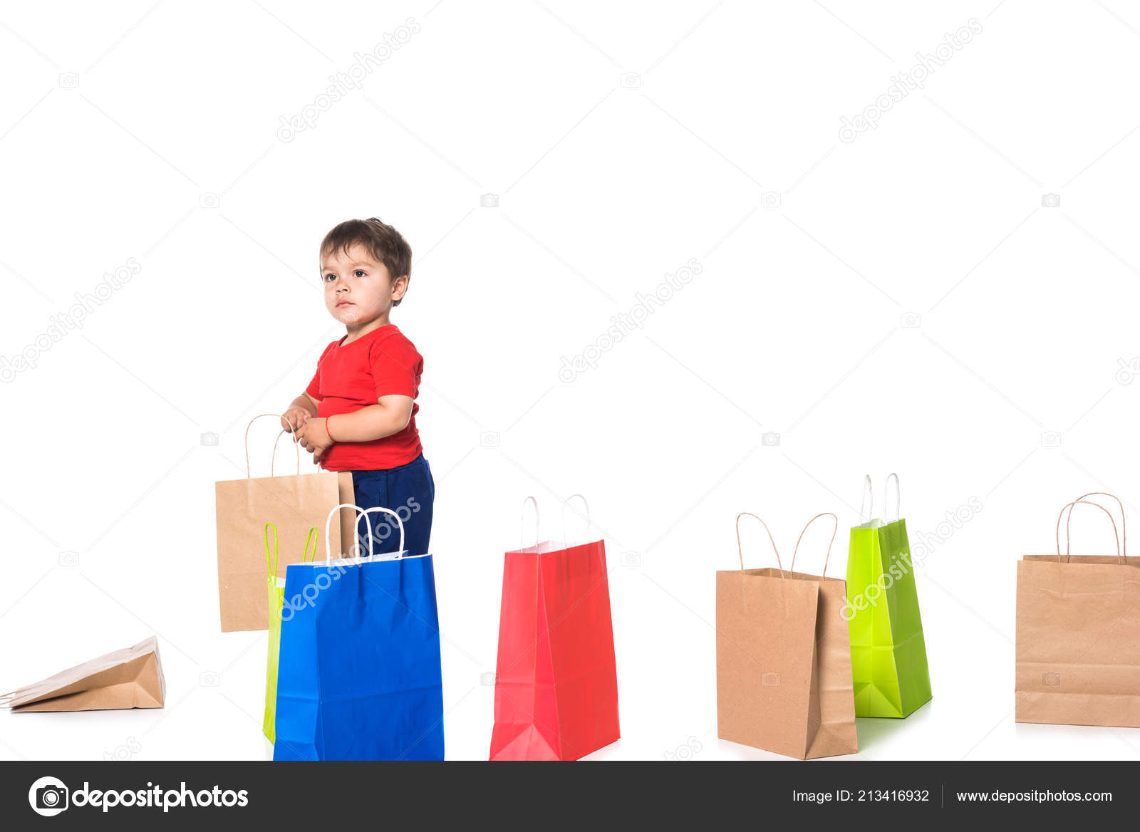 Lindo Chico Jugando Con Bolsas Compras Aislado Blanco Ilustración de ...