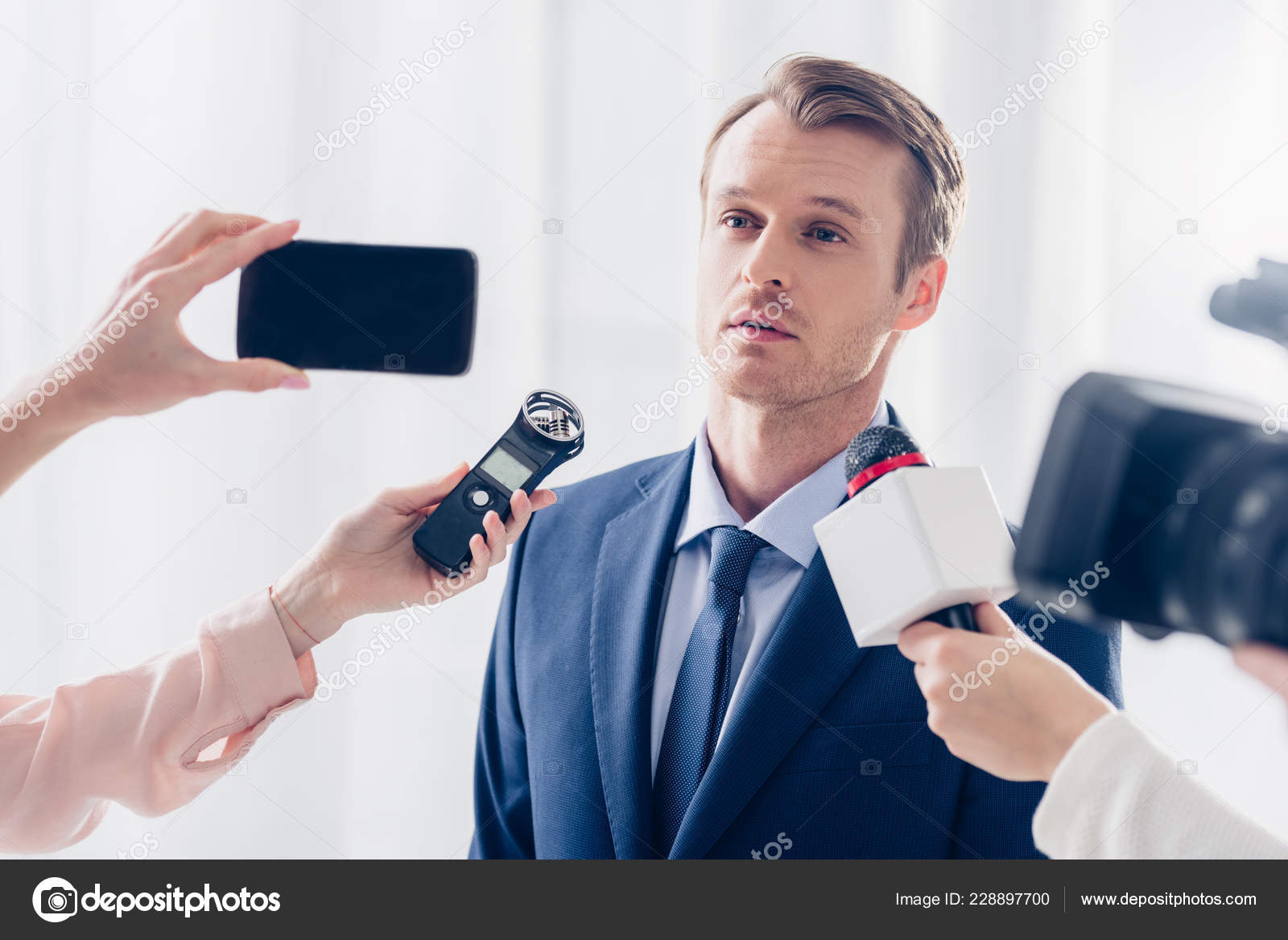 Handsome Businessman Giving Interview Journalists Looking Away Office ... Handsome Businessman Giving Interview Journalists Looking Away Office ...