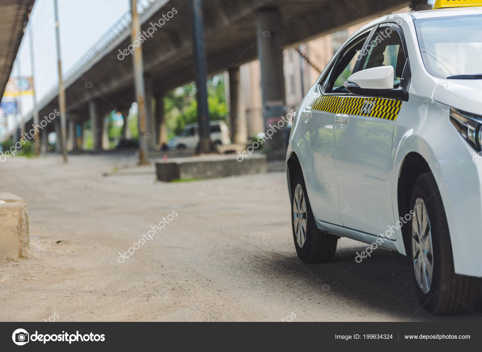 White Shiny Taxi Cab Yellow Sign Street — Stock Photo © VitalikRadko ...