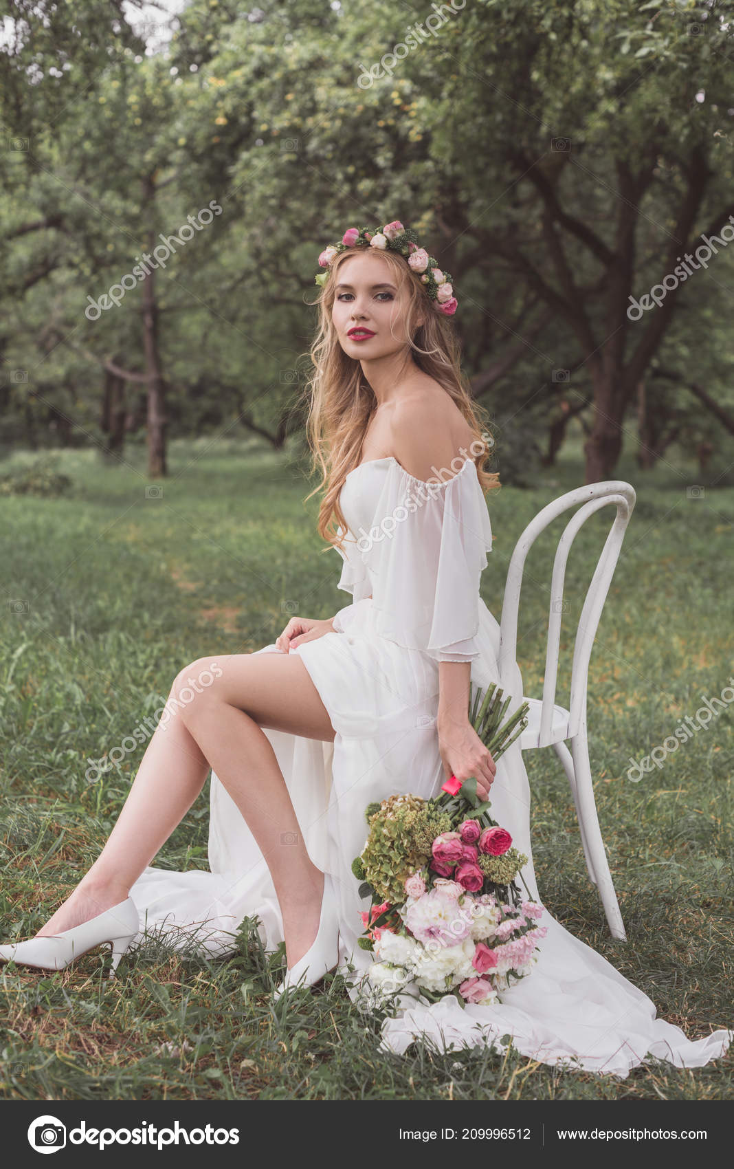 Beautiful Young Bride Wedding Bouquet Sitting Chair Smiling Camera Park ...