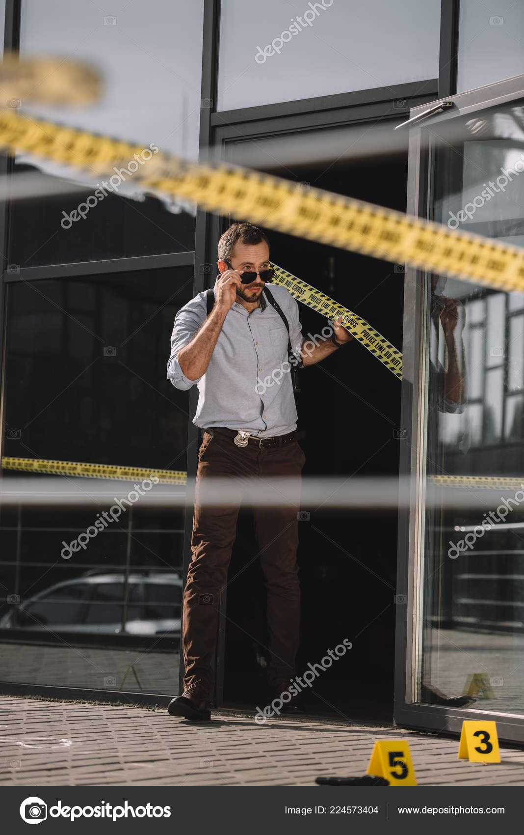 Male Detective Coming Out Building Straightening Sunglasses — Free ...