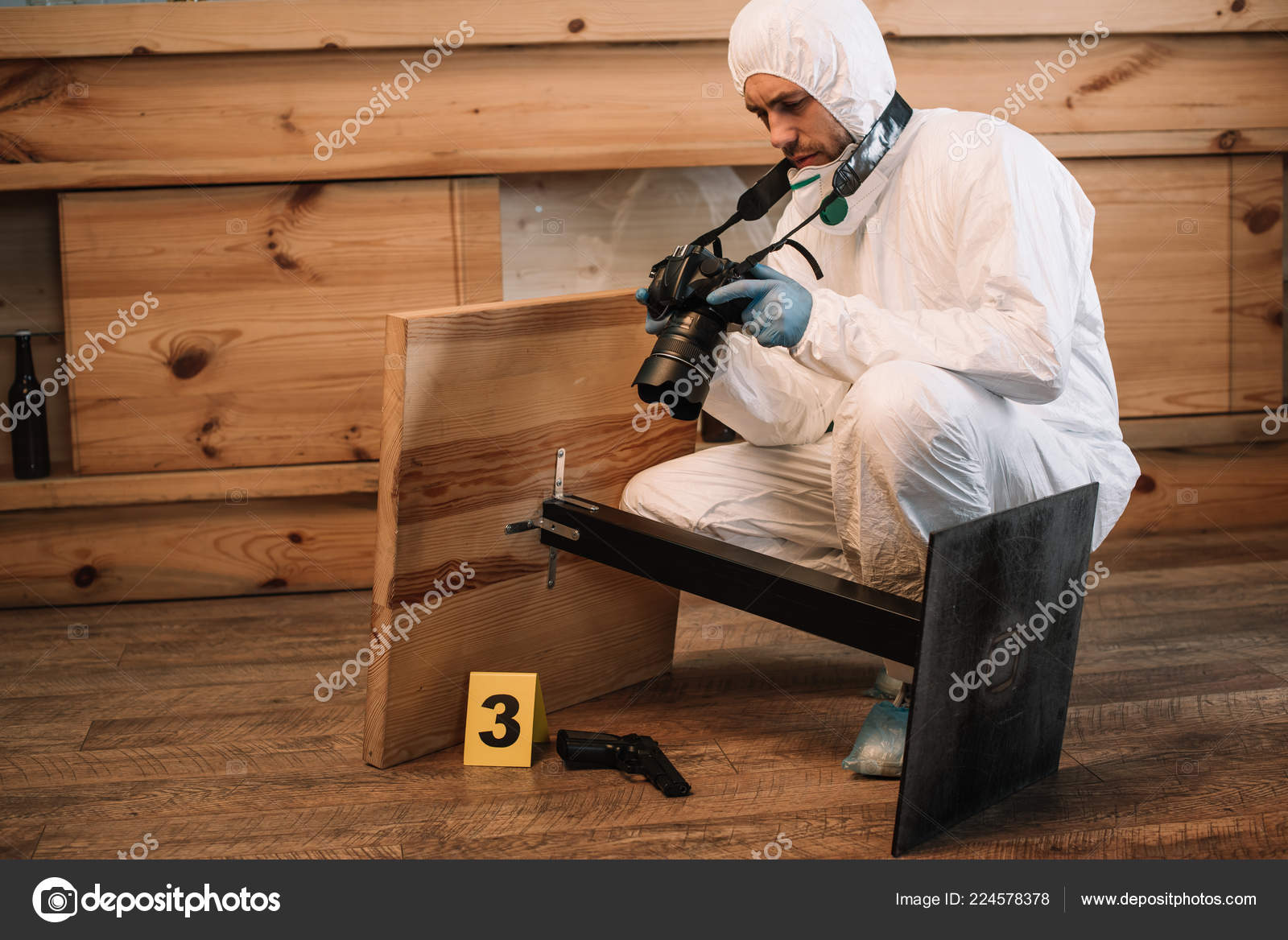 Forensic Investigator Documenting Evidence Camera Crime Scene — Stock ...