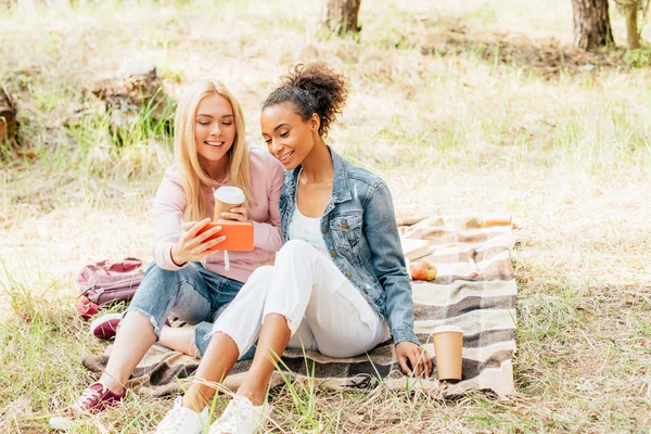 Two Multiethnic Friends Sitting Plaid Blanket Reading Books — Stock ...