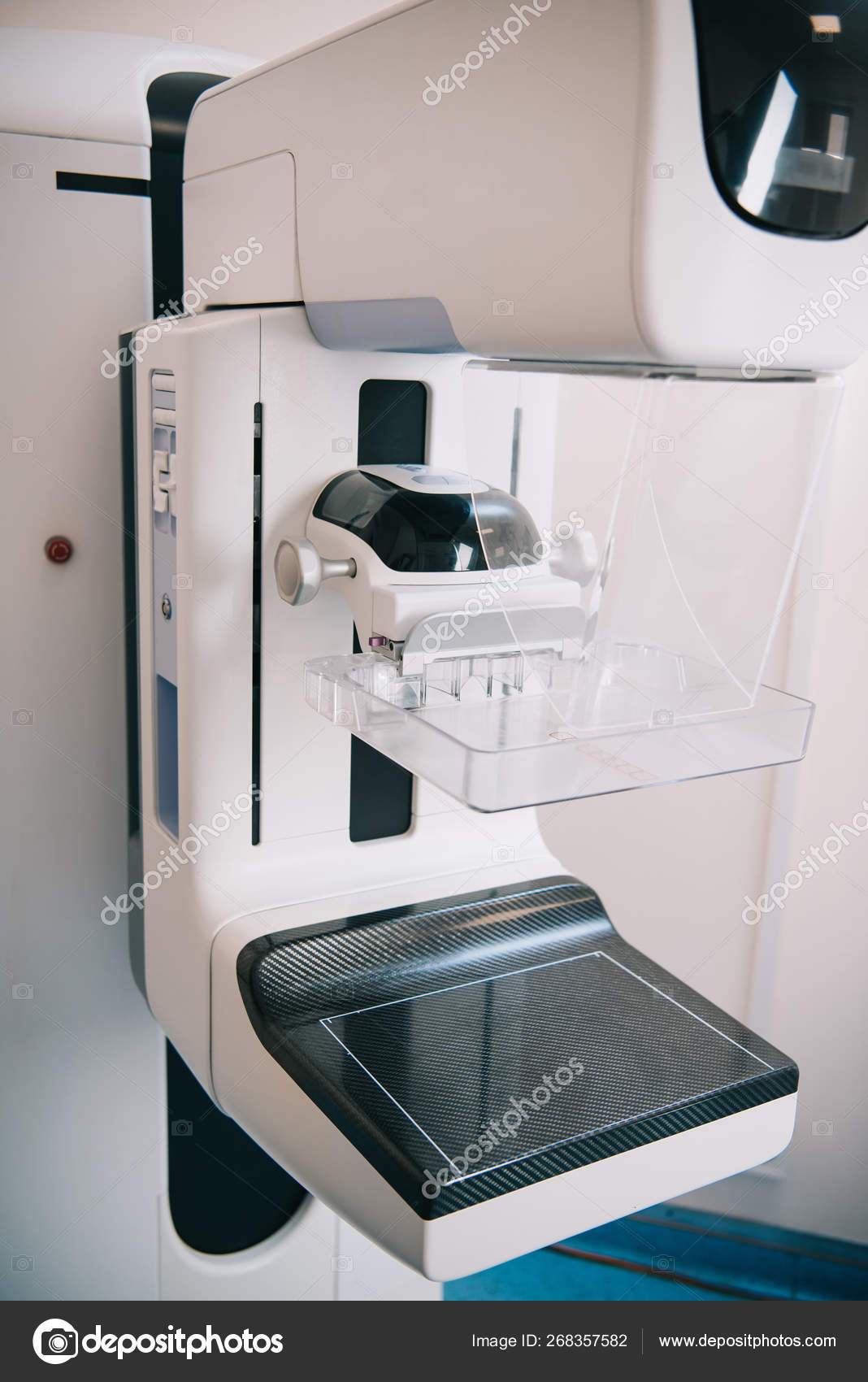 Contemporary Vertical Ray Machine Radiography Diagnostics Stock Photo ...