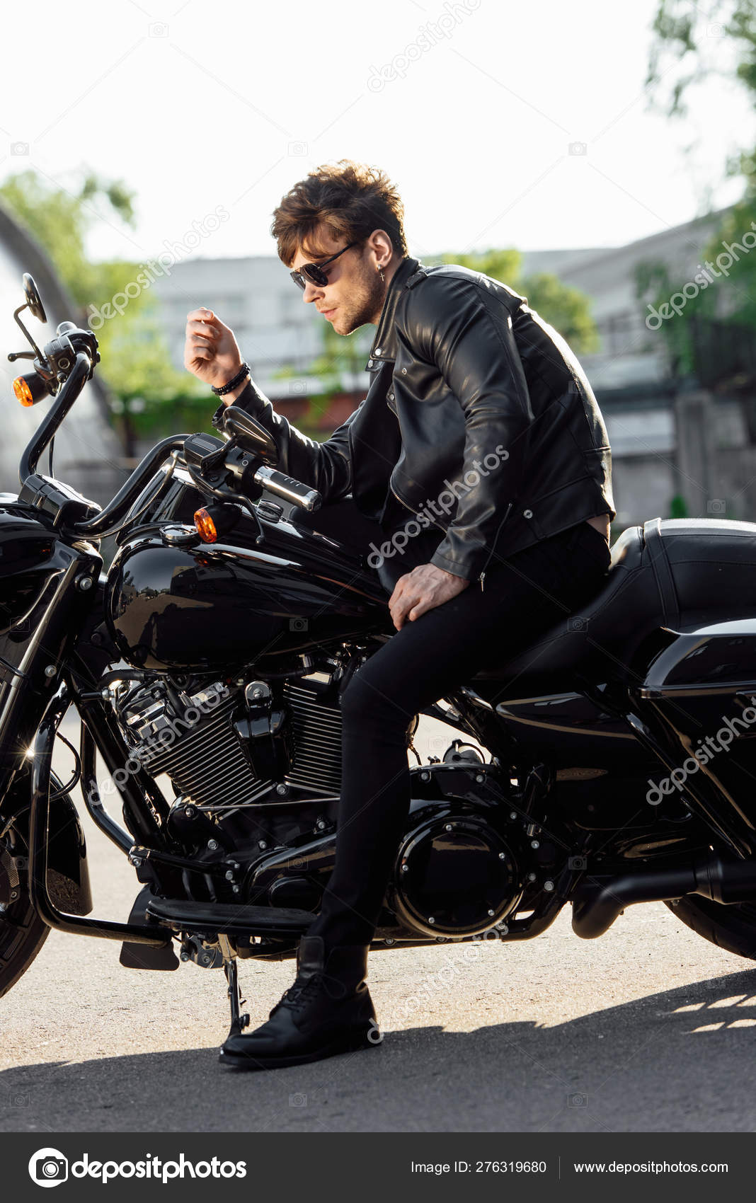 Side View Motorcyclist Sunglasses Leather Jacket Sitting Motorcycle ...