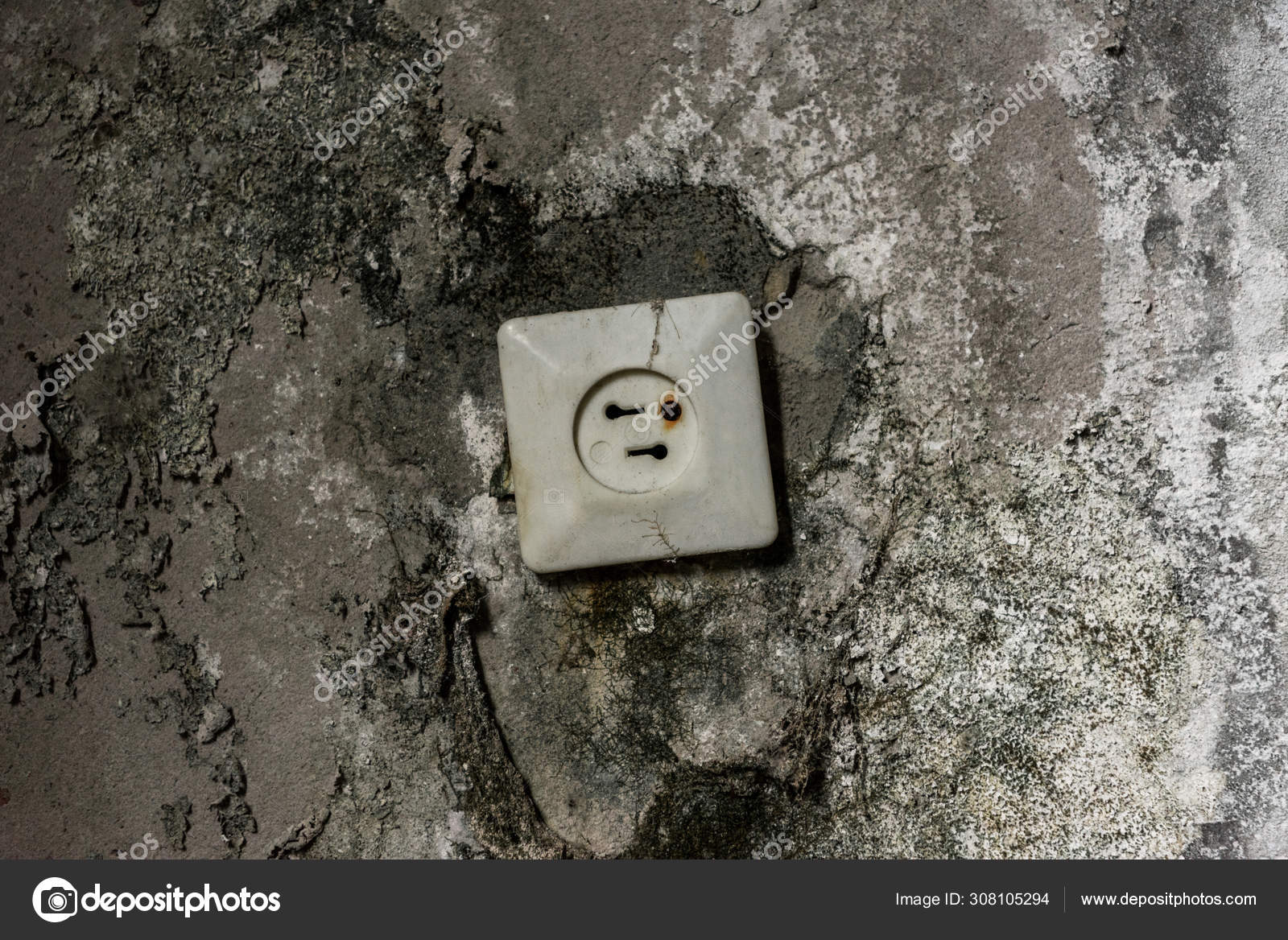 Rusty Power Socket Damaged Grey Wall — Stock Photo © VitalikRadko ...
