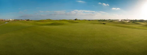 Abu dhabi gulf club Stock Photos, Royalty Free Abu dhabi gulf club ...