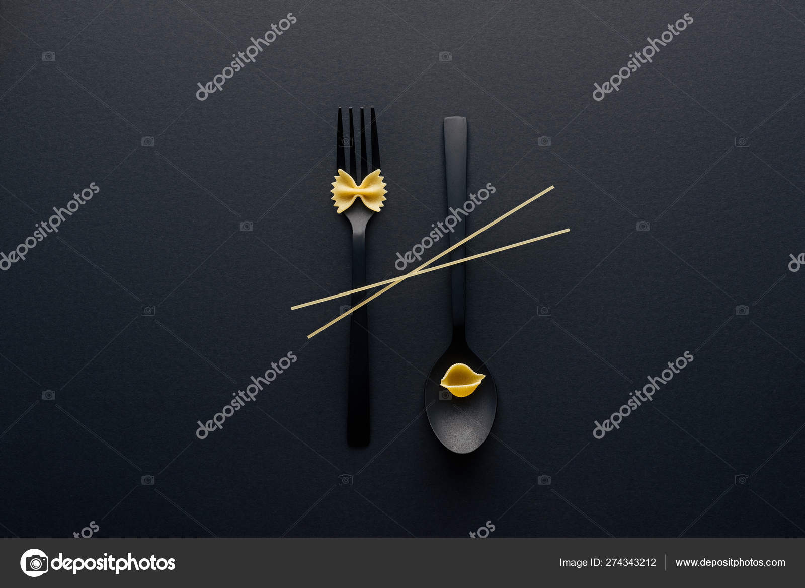 Top View Spaghetti Spoon Upside Shell Macaroni Fork Farfalle Pasta ...