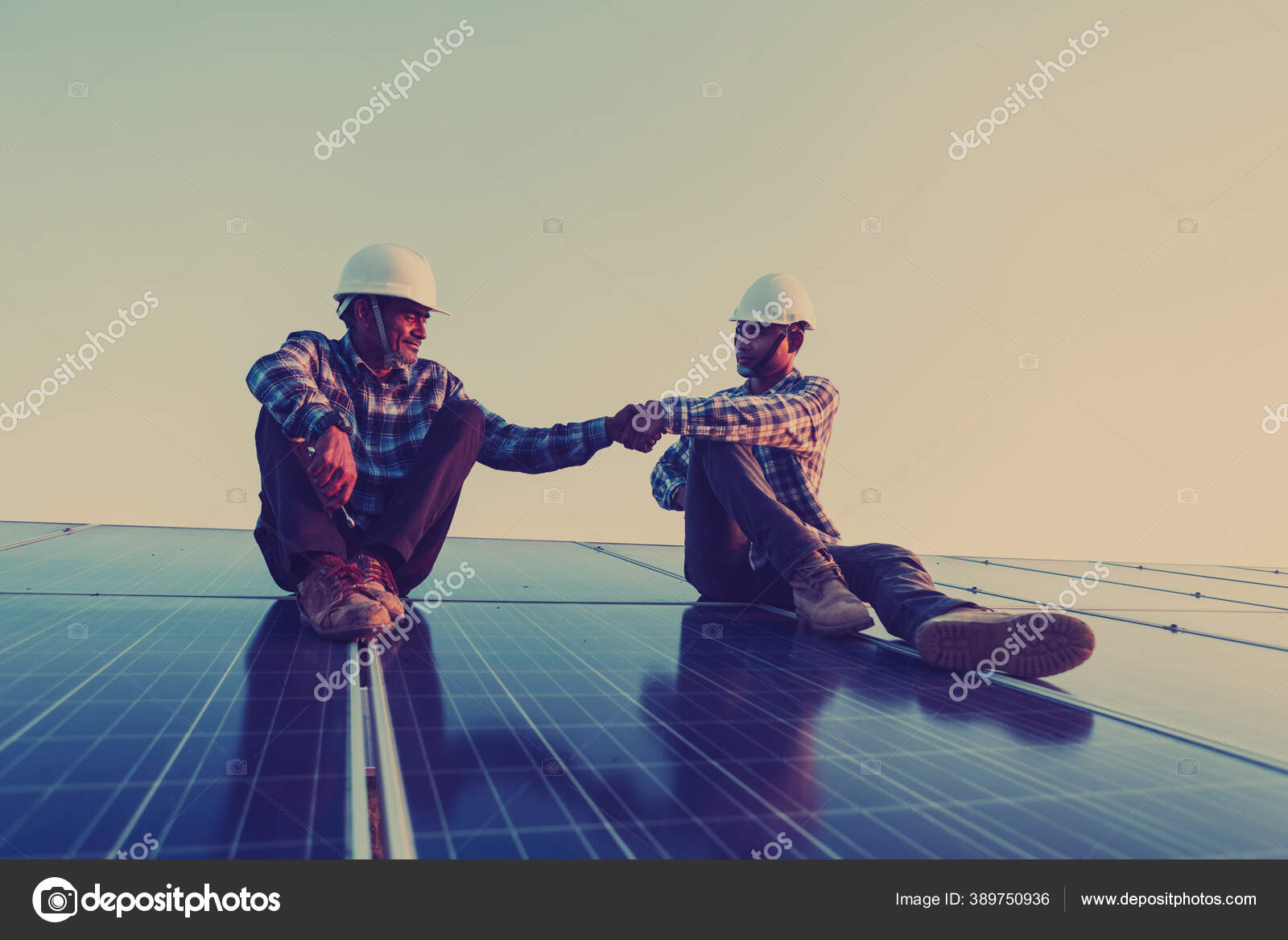 Labor Working Solar Rooftop Engineering Solar Industry Stock Photo by ...