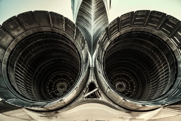 Airbus aircraft engine Stock Photos, Royalty Free Airbus aircraft ...