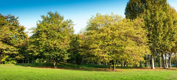 Fotos de Lugar calmo para relaxar, Imagens de Lugar calmo para relaxar ...