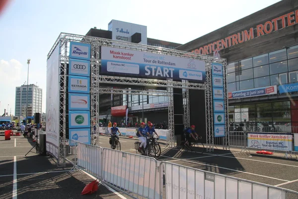 Start stand Stock Photos, Royalty Free Start stand Images | Depositphotos