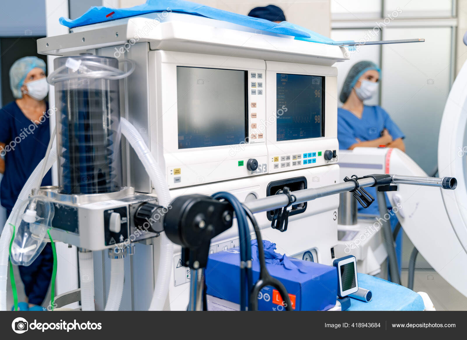 Equipment Artificial Ventilation Lungs Intubation Modern Ward Equipment ...