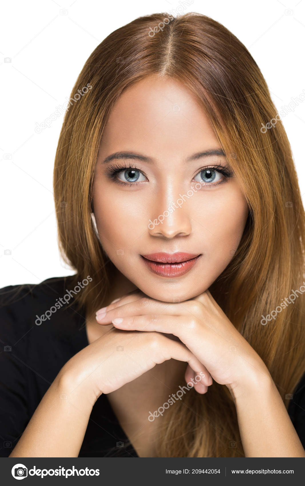 Portrait South Asian Beauty Light Makeup — Stock Photo © envivo #209442054