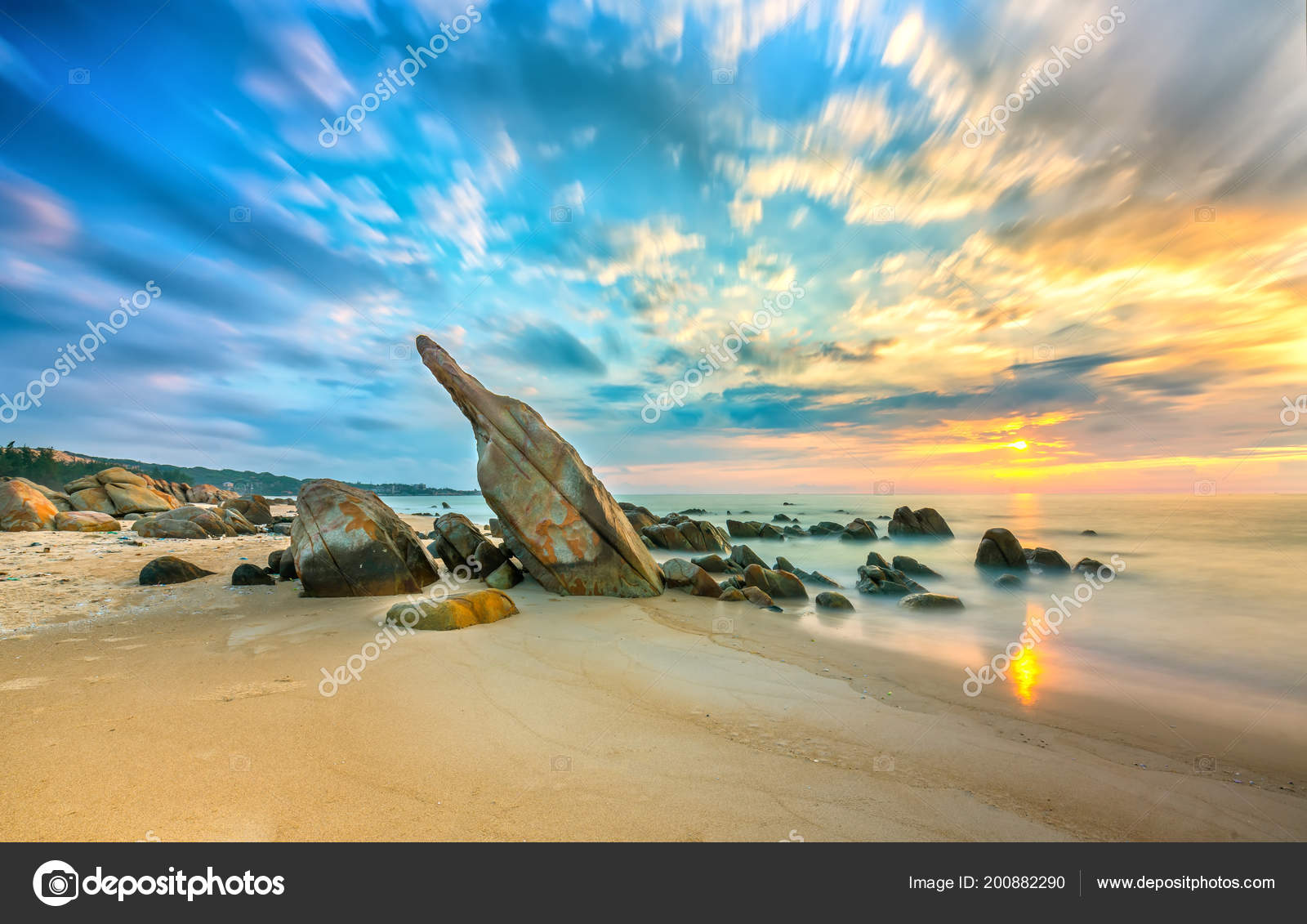 Volcanic Rocks Beach Sunrise Dramatic Sky Reefs Interspersed Waves ...