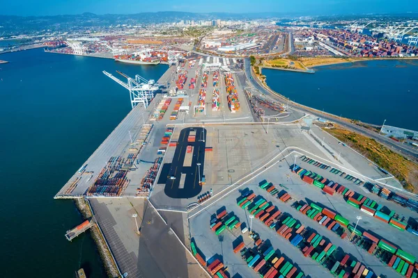 Oakland international container terminal Stock Photos, Royalty Free ...