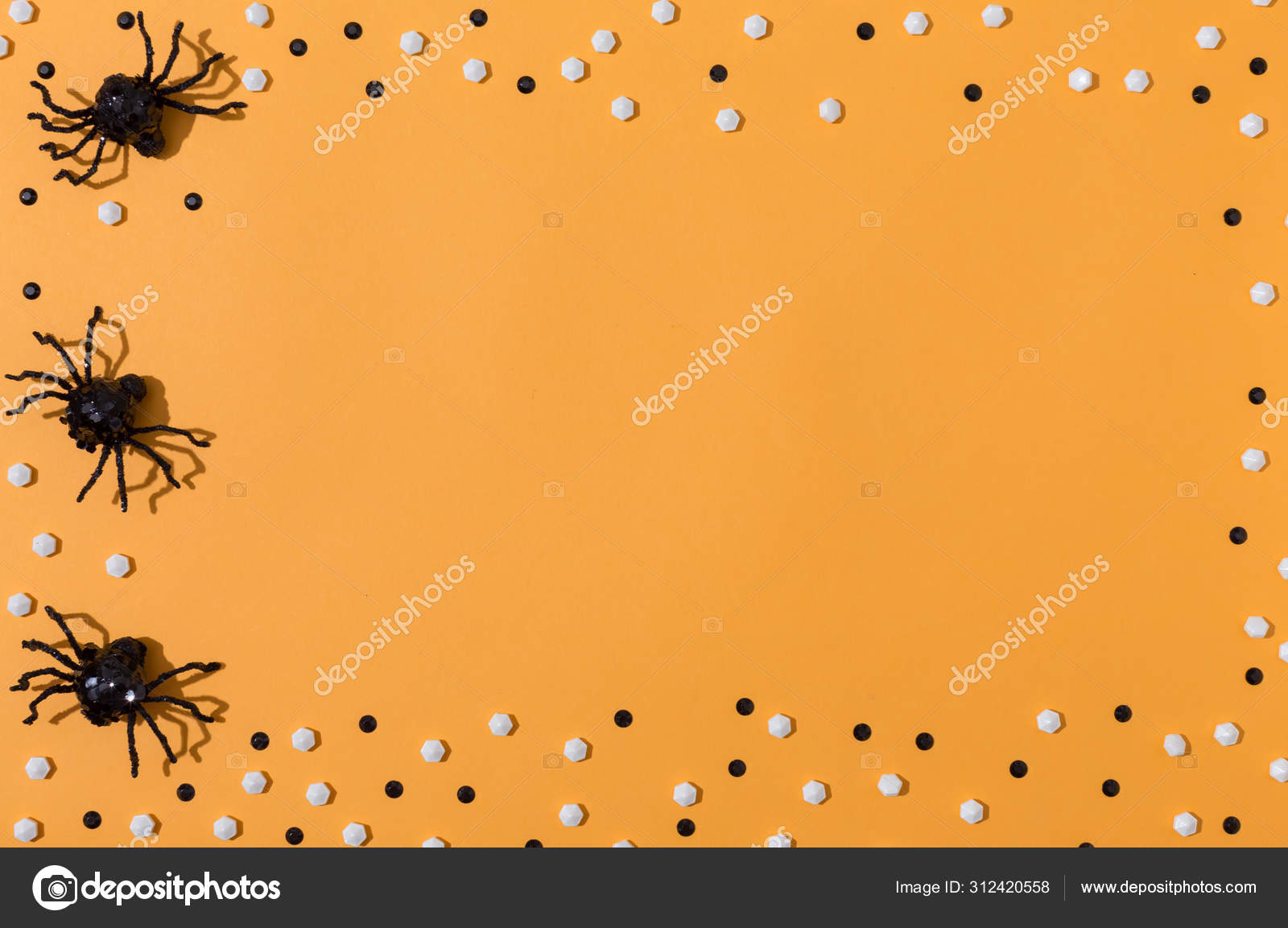 Halloween spiders overhead view — Stock Photo © Melpomene #312420558