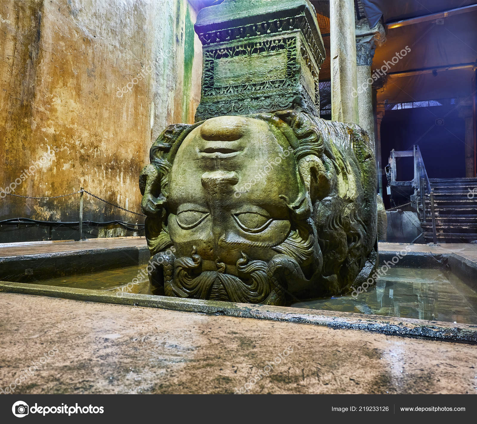 Basilica Cistern Medusa