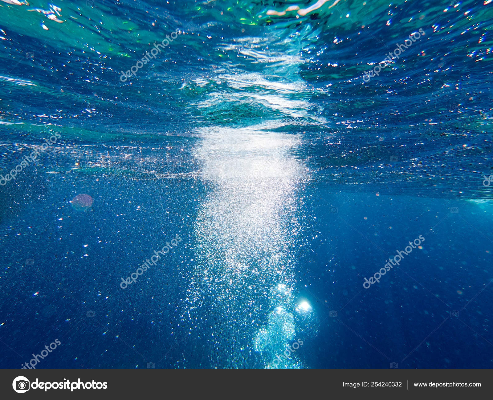 Water Bubbles Ocean Wallpaper