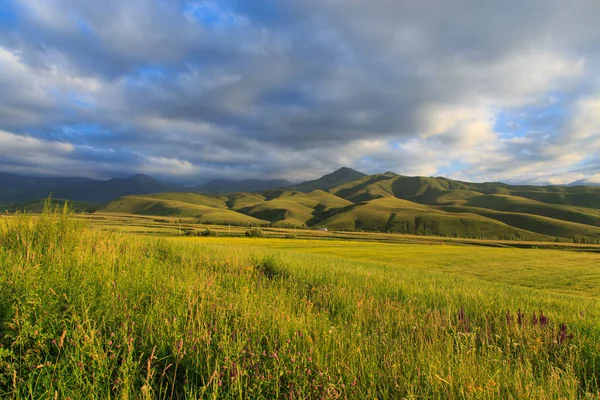 Drakensberg landscape Stock Photos, Royalty Free Drakensberg landscape ...