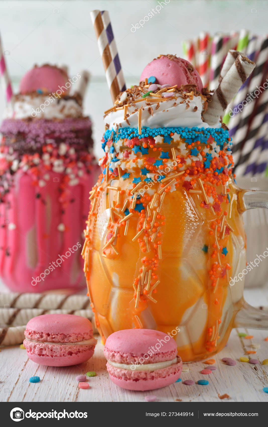 Extreme milkshake Stock Photo by ©Olyina 273449914