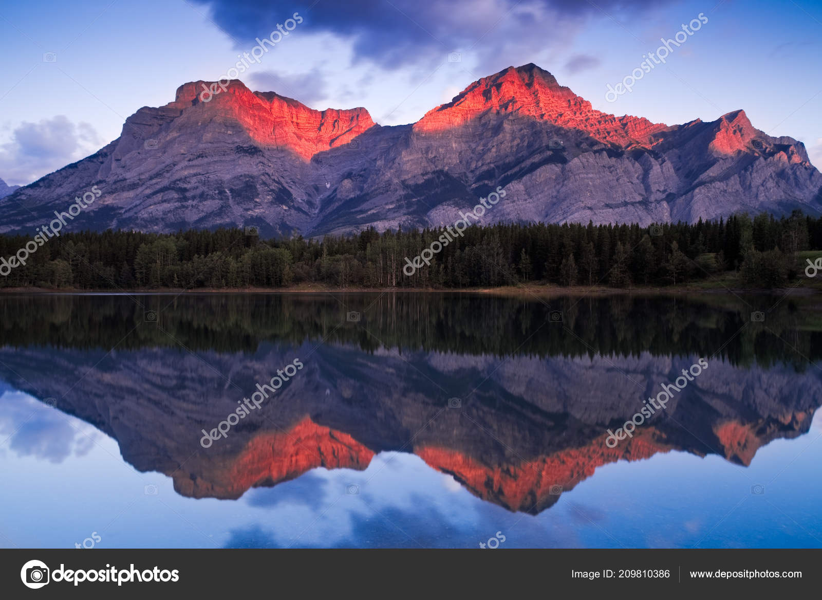 Download Wallpaper Wedge Pond Sunrise At Wedge Pond Kananaskis Alberta
